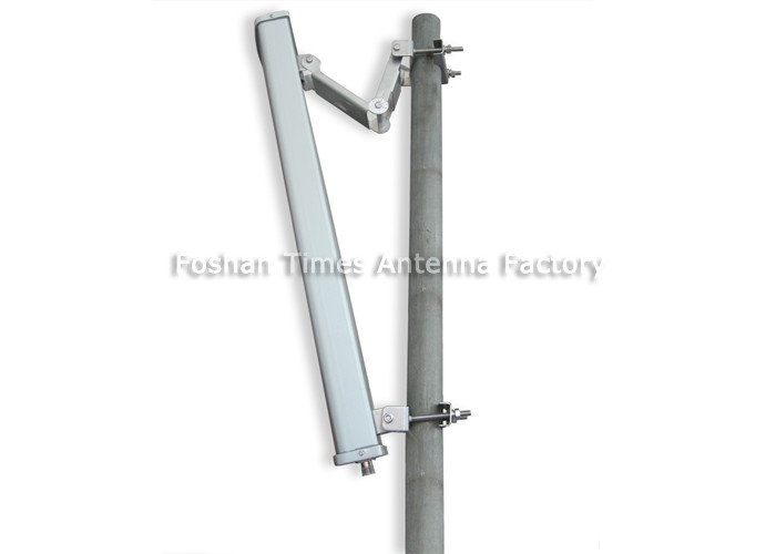 High Dbi Gsm Sector Antenna , Outdoor Wireless Antenna For Full Circle Coverage