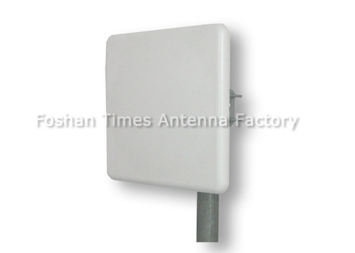 V Polarization 2.6GHz Flat Panel Antenna 2500 - 2700MHz N Female Connector