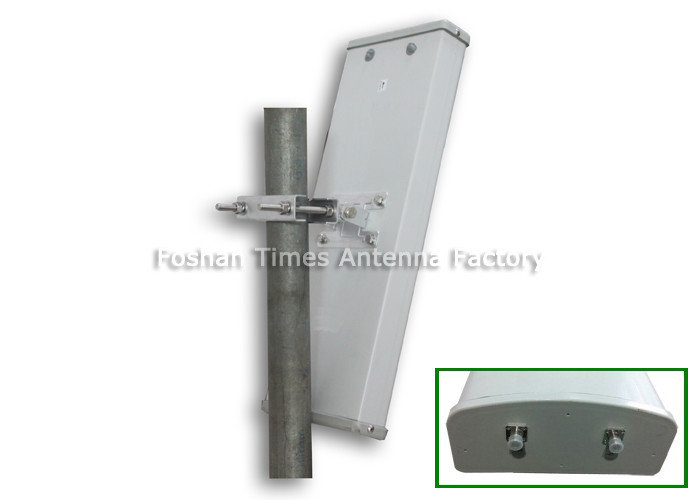 Waterproof GSM Directional Antenna , 800Mhz 900 Mhz Panel Antenna For WiFi Network