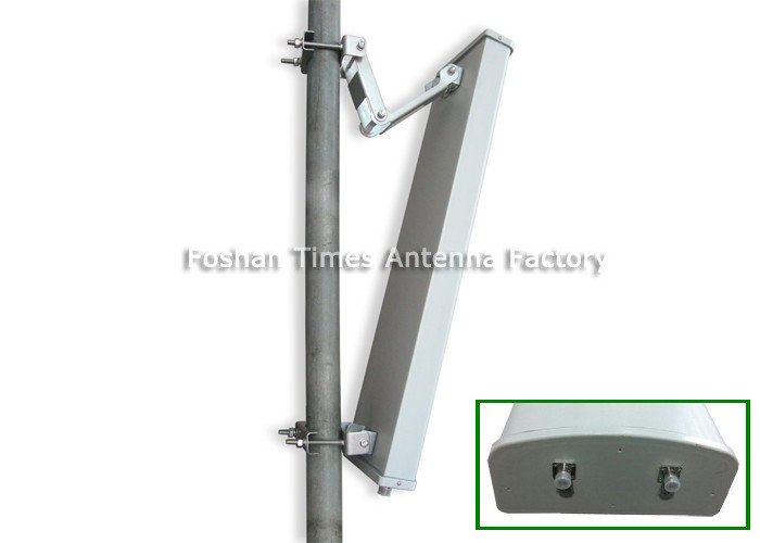 Commercial 900mhz Sector Antenna , Narrow Beamwidth Mimo 4g Antenna
