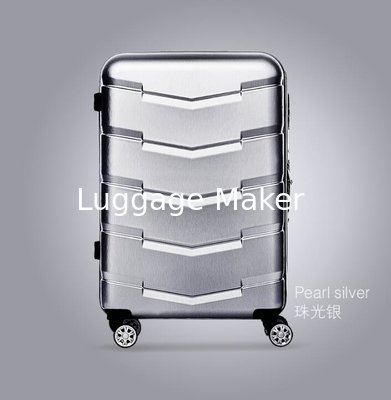 2017 New Design abs pc travel luggage new fashion ABS/PC luggage set supplier
