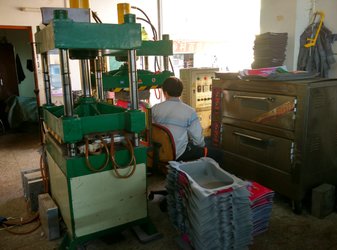 Guangzhou Jade Leather & Bag Factory