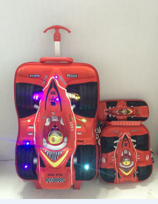 Hot sale   3D/6D    Kids   Trolley 3 pcs with water bottle supplier