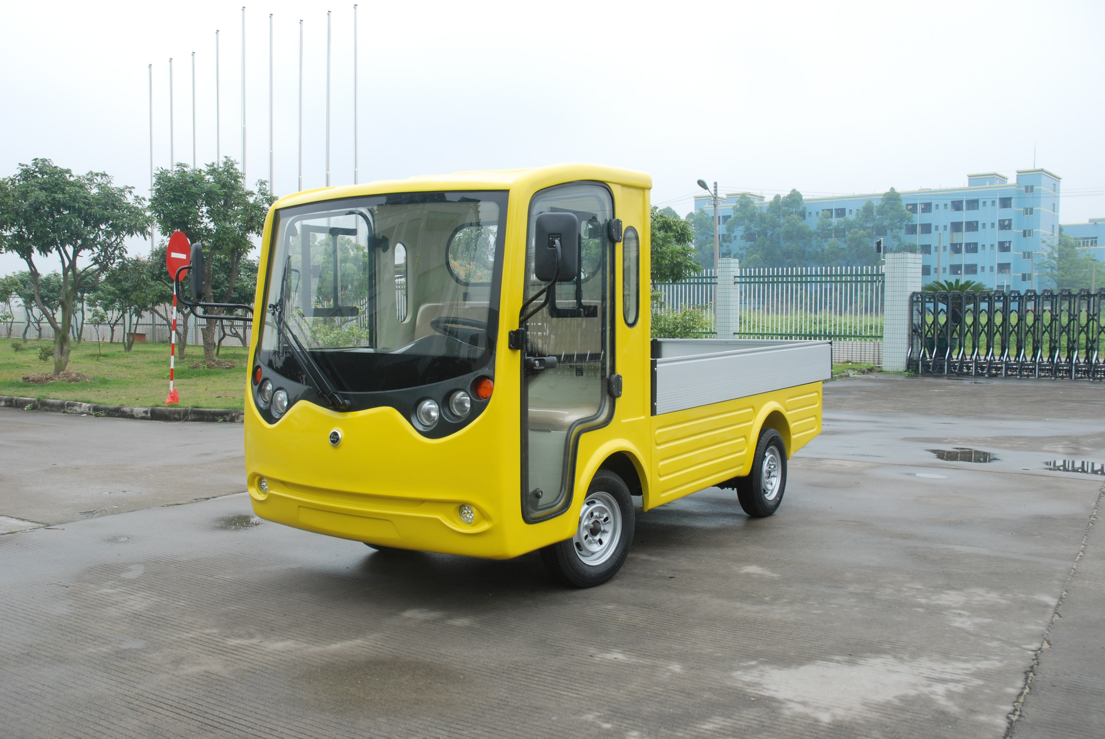 Electric utility car, small cargo car, electric truck, electric garbage car