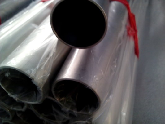 Titanium Seamless  pipe /tube or coupling of  ASTM B861  ASTM B338 For industrial use
