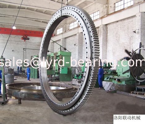 RKS.061.25.1424 SKF Slewing bearing with external gear ,1339x1558x68mm