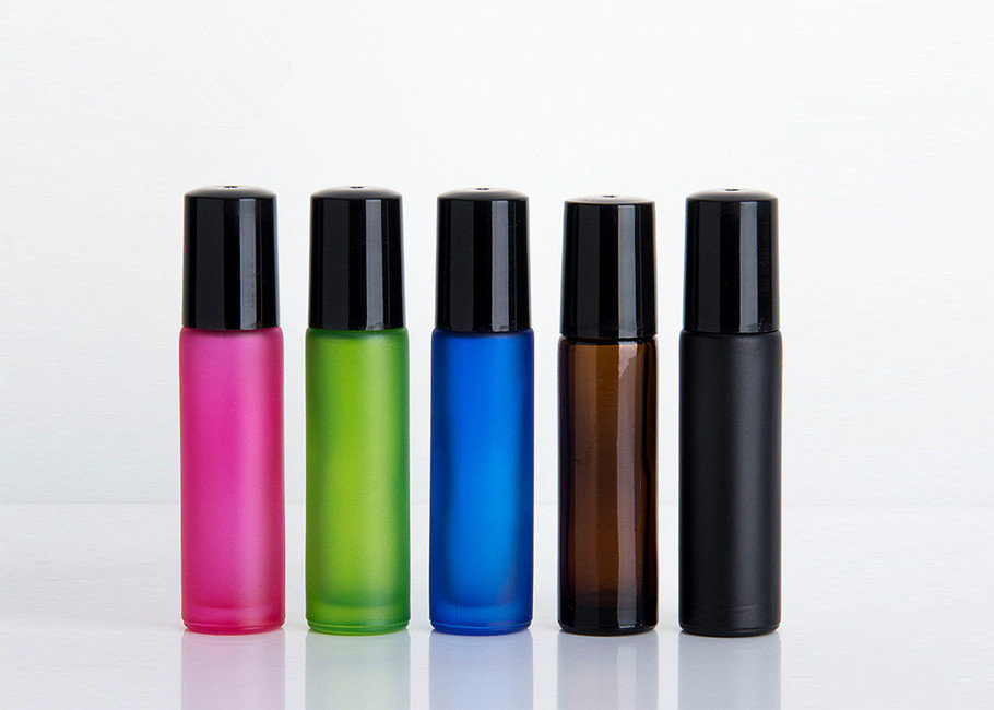 Frosted Essential Oil Glass Bottles 5ml 7ml 8ml 10ml With Plastic Roller Ball