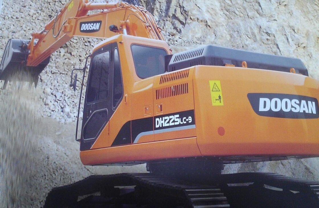 DOOSAN China Hot Selling Long Boom Arm Doosan Dh215-9c Amphibious Excavator