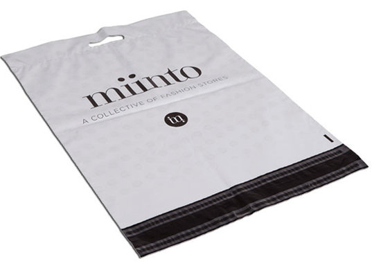 low MOQ custom mailing bags with handle/packing bags/"plastic post bag for wholesales