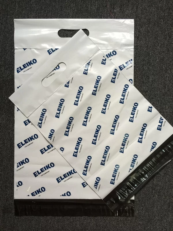 low MOQ custom mailing bags with handle/packing bags/"plastic post bag for wholesales