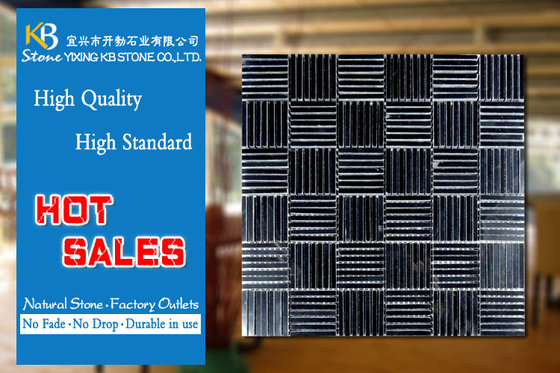Irregular Shaped Strip Pure Black Marble Mosaic Tiles For Wall 305 X 305mm