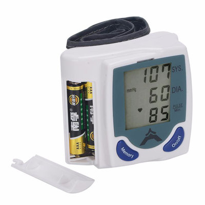 2016 Home Automatic Wrist digital lcd blood pressure monitor portable Tonometer Meter