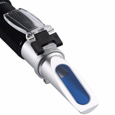 RSG-32ATC Beer Wort and Wine Refractometer,brewing refractometer 0-32 Dual Scale - Specific Gravity 1.000-1.120 and 0-32