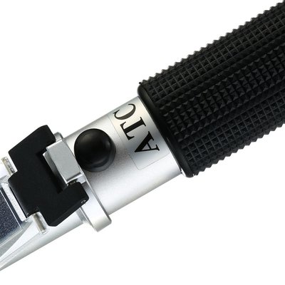 RSG-32ATC Beer Wort and Wine Refractometer,brewing refractometer 0-32 Dual Scale - Specific Gravity 1.000-1.120 and 0-32