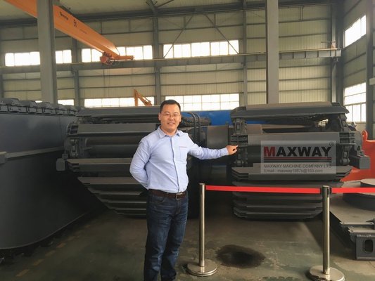 MAXWAY Amphibious Pontoon Undercarriage for 10--15 Ton Excavator , Model: MAX150PU