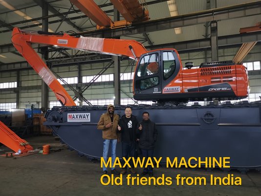 MAXWAY MAX215SD-LA Amphibious Excavator with Side Pontoon and Hydraulic Pile