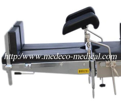 Foldable Obstetric Operation Table with Removable Headrest and 18° Trendelenburg