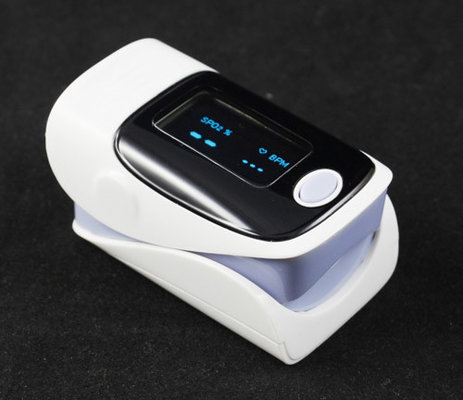China Mini Finger Pulse Oximeter Spo2 Finger Monitor Blood Oxygen Saturation with Alarm and Beep supplier