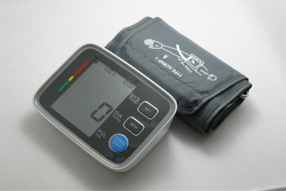 Upper Arm Electronic Blood Pressure Monitor With Bluetooth , Electronic Blood Pressure Meter supplier