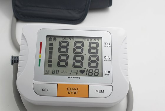 Home / Hospital Electronic Blood Pressure Monitor with Portable Arm and Wrist design supplier