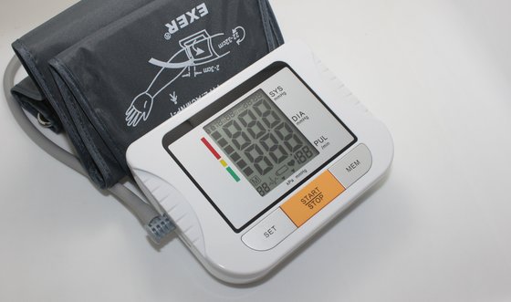Health Care Digital Blood Pressure High Accuracy Measuring Instrument for Adults supplier