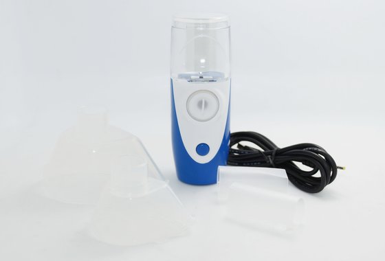 Mini Handy Nebulizer Machine for Person More Convenient in Both Home and Hospital supplier
