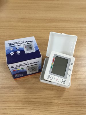 Digital Wrist Watch Automatic Arm Blood Pressure Monitor Electronic Medical Equipment supplier