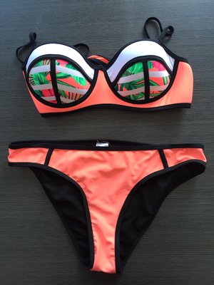 Fashion girl than base than bikini sexy swimsuit Steel bracket together hot spring bathing supplier