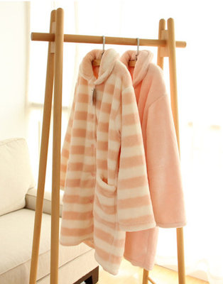 Unisex Autumn and Winter Pajamas  Flannel Leisure wear robe supplier