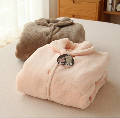 Unisex Autumn and Winter Pajamas  Flannel Leisure wear robe supplier