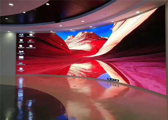 P3 Curve Indoor Advertising LED Display Screen Fixed Installation For Public Places
