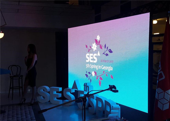 P5.95 Indoor Rental LED Display Screen Simply Structure For Public Places