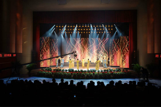 HD P3.91 Indoor LED Stage Curtain Screen , Full Color Large LED Video Wall