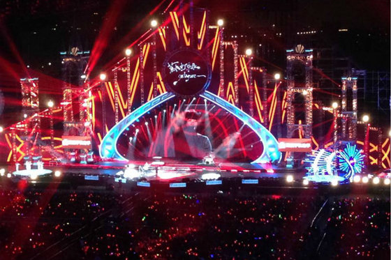 6mm Pixel Pitch Stage LED Screen Rental Easy Installation With Wide Viewing Angle