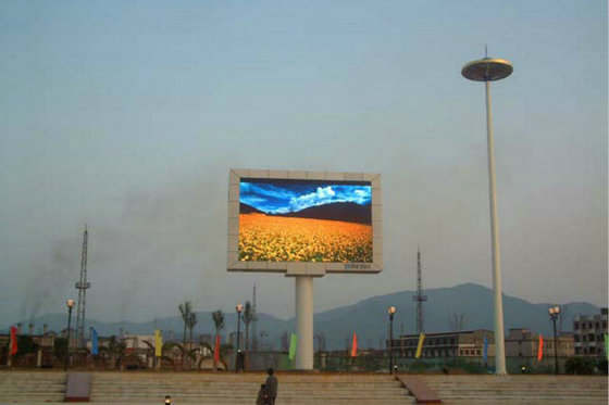 5mm Pixel Pitch Outdoor Fixed LED Display High Brightness For Port / Airport