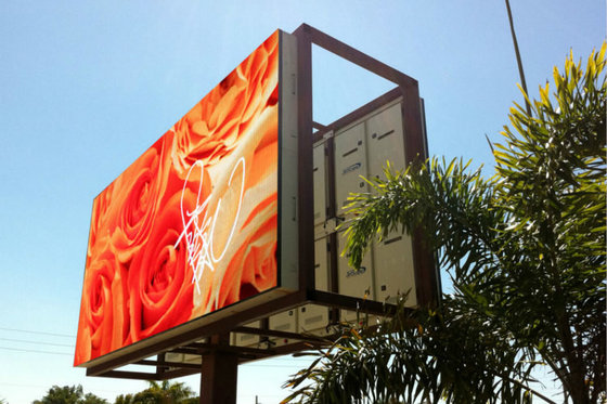 HD P4 Outdoor SMD LED Screen / Full Color LED Panel Fixed Installation