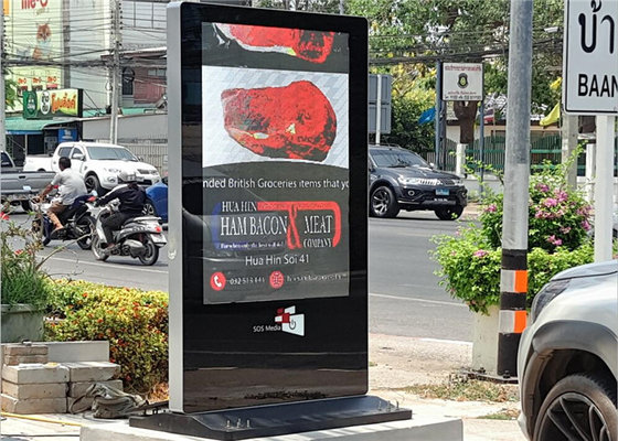 High Brightness Creative LED Screen Totem Outdoor P4 LED Display With 3G Controller System