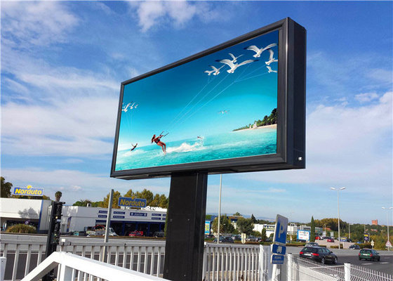 Energy Saving P8 High Resolution Led Billboard , Giant Led Display 6000 Nits Brightness