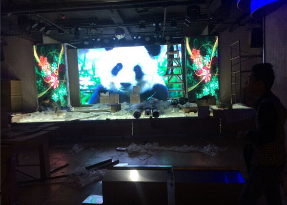 HD P2.5 Full Color Indoor Advertising LED Display High Refresh and High Precision