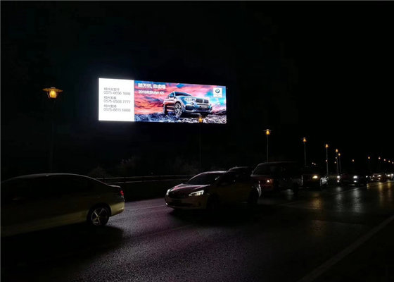 Outdoor Waterproof LED Advertising Display 6500nit Brightness 960*960mm Cabinet Size