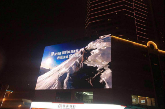 P10 SMD Outdoor Advertising LED Display Super Thin Die Casting Magnesium Billboard