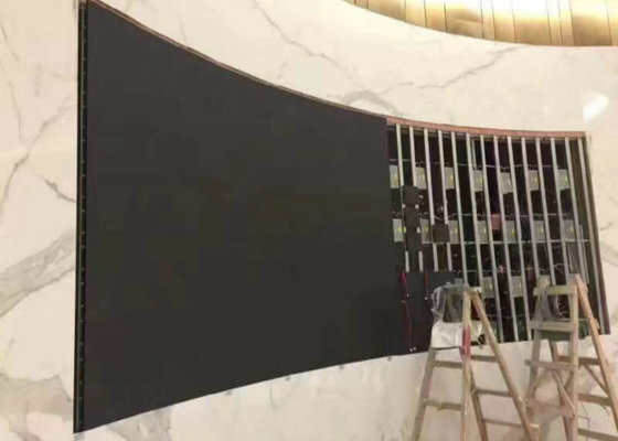 SMD2121 Indoor Advertising LED Display HD Video Wall 4mm Billboard 3840Hz High Refresh Rate