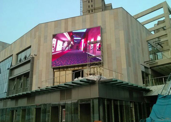 Energy Saving P10 Outdoor Advertising LED Display With High Luminance 7500 nits