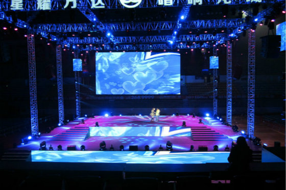 Multi Functional Indoor P4 LED Screen , LED Stage Backdrop High Refresh 3840 Hz