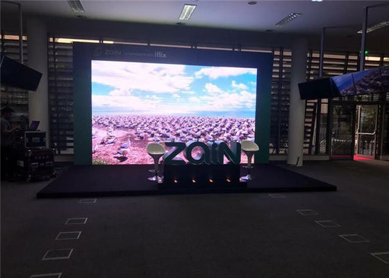 P2.5mm Wall Mounted LED Video Wall Screen Easy Install With High Refresh 1920hz