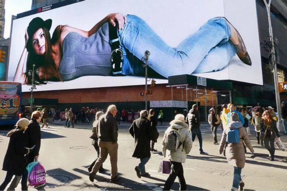 Full Color SMD Outdoor Advertising LED Display Waterproof P3 LED Video Wall