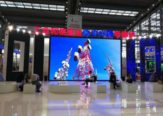 Pixel Pitch 3.91mm Indoor Led Screen Hire , Led Display Panel Board Igh Resolution