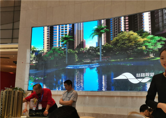 Front Access Indoor Advertising LED Display HD 1000 Nits Brightness For Advertising
