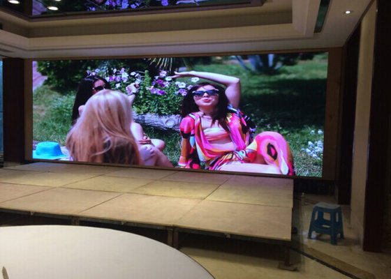 High Refresh Rate Indoor Advertising Led Display Screen High Definition For Video Wall