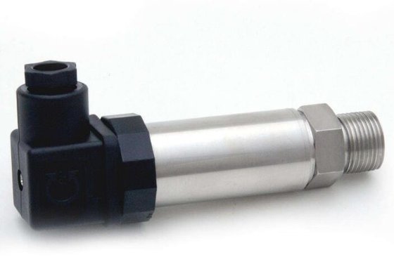 0 - 2500 Bar Strain Gauge Industrial Pressure Transmitter High Accuracy IP65 Safety Grade